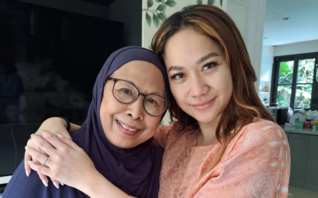 Ibu Ashraf Sinclair Sudah Minta BCL Move On Sebelum Kabar Nikah Lagi Mencuat