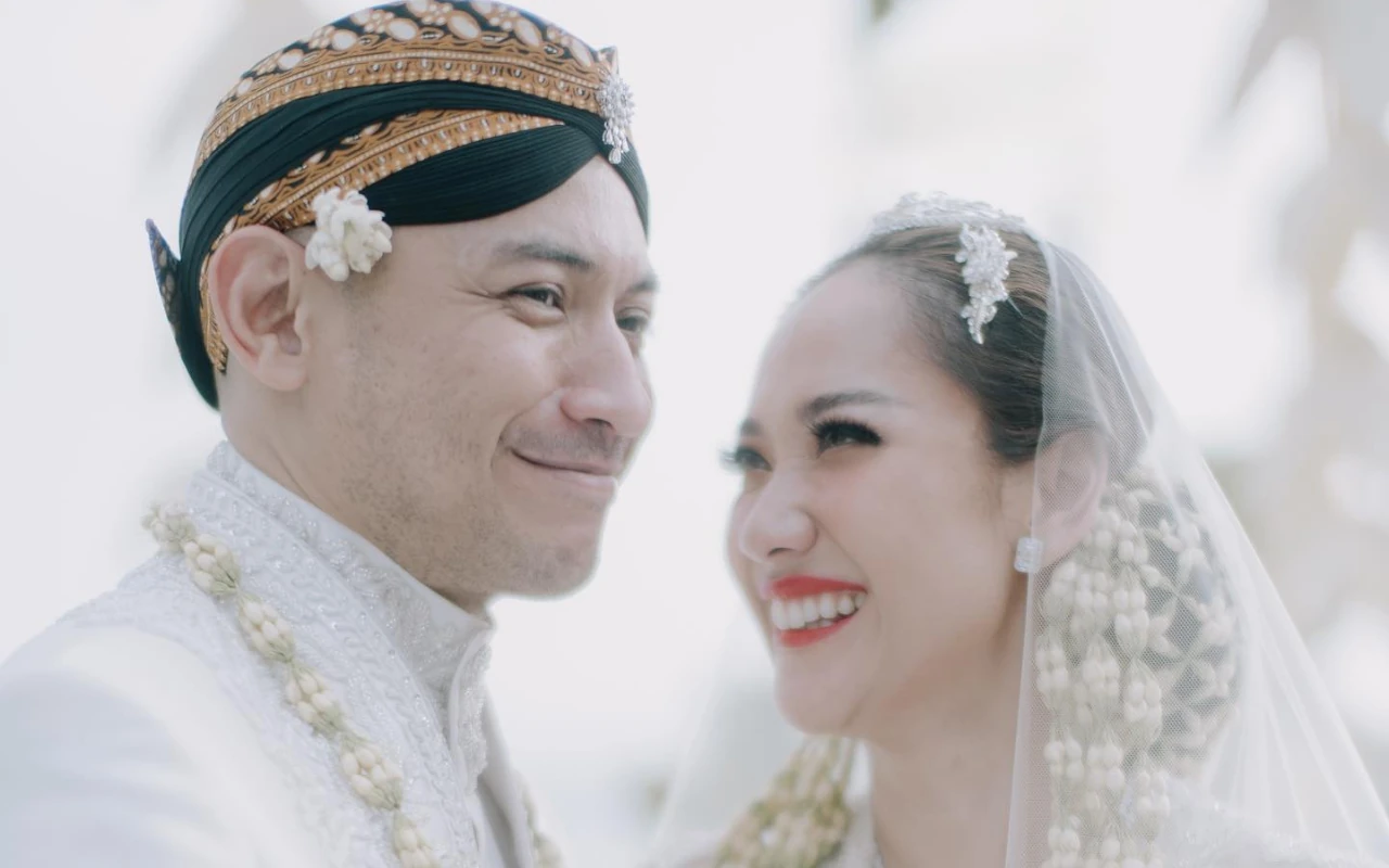 Cincin Pernikahan BCL dan Tiko Aryawardhana Sembunyikan Detail Mewah