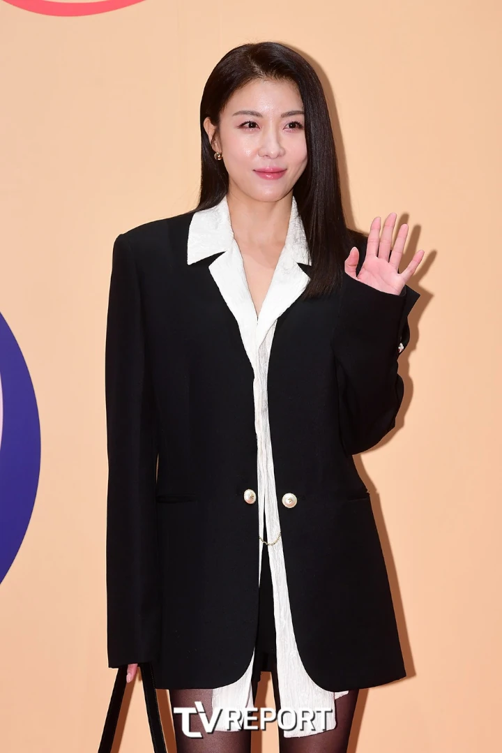 Ha Ji Won