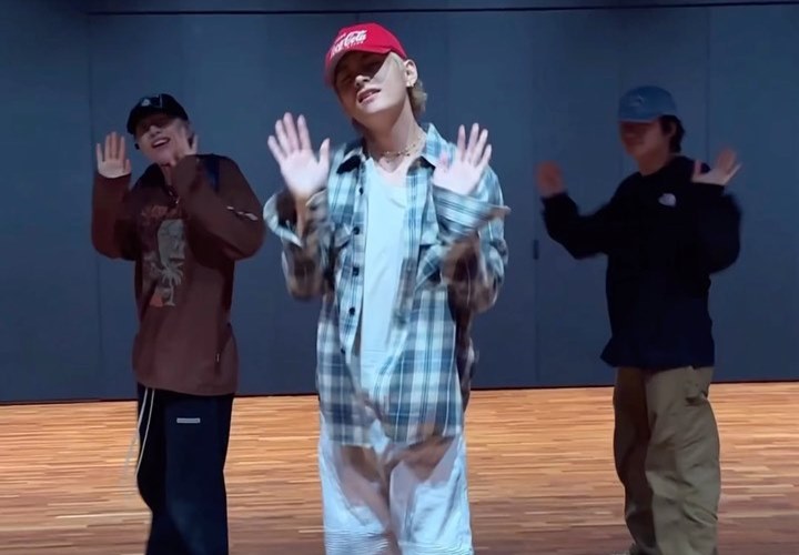 Pertemanan V BTS dan Bada Lee 'Street Woman Fighter'