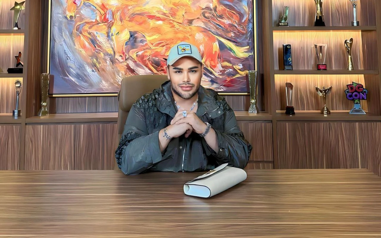 Pihak KPI Bongkar Alasan Tegur Penampilan Ivan Gunawan di 'Brownis'