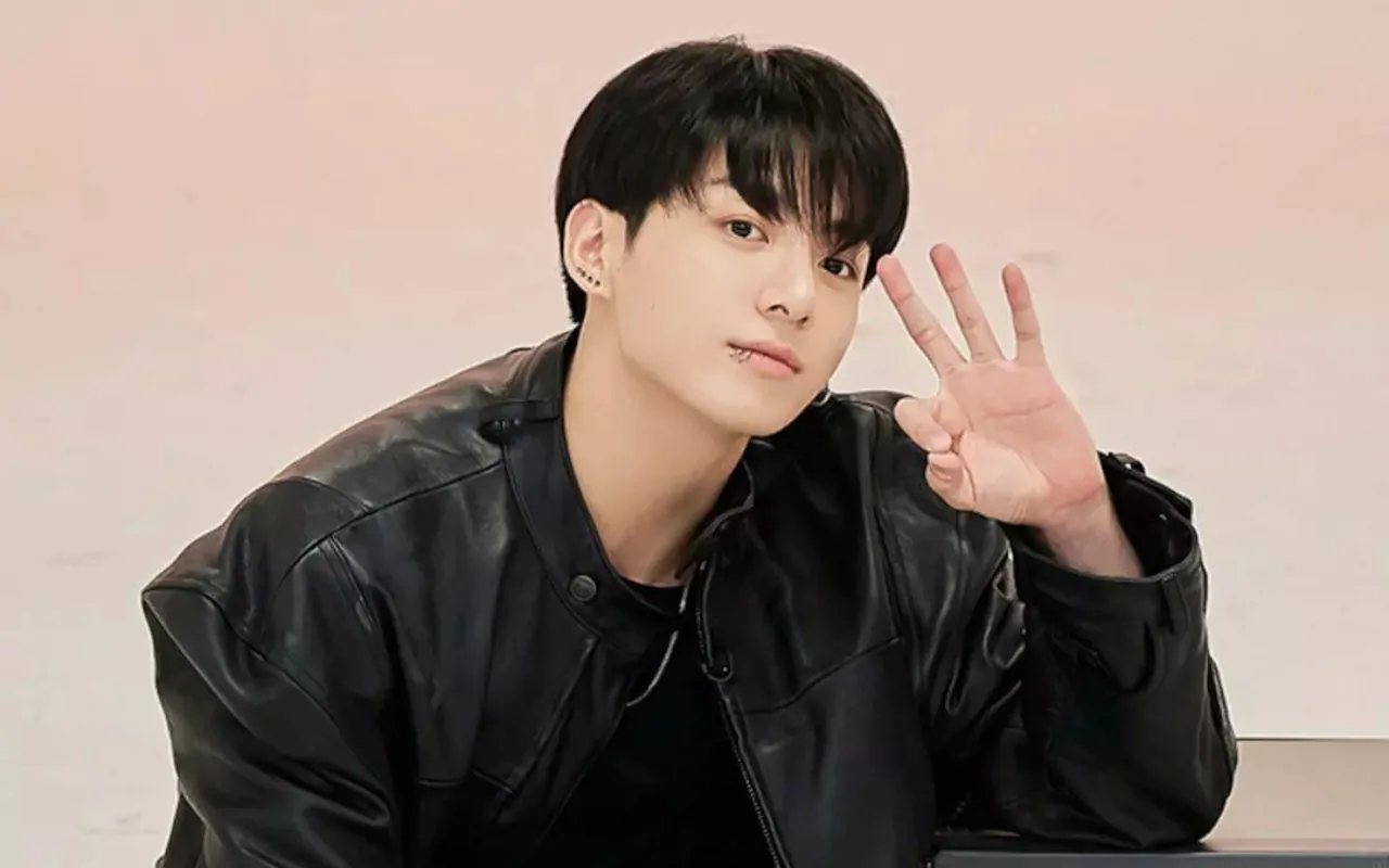 Jungkook BTS Tampil Lebih Kekar Berseragam Tentara di Jepretan Kamera ...