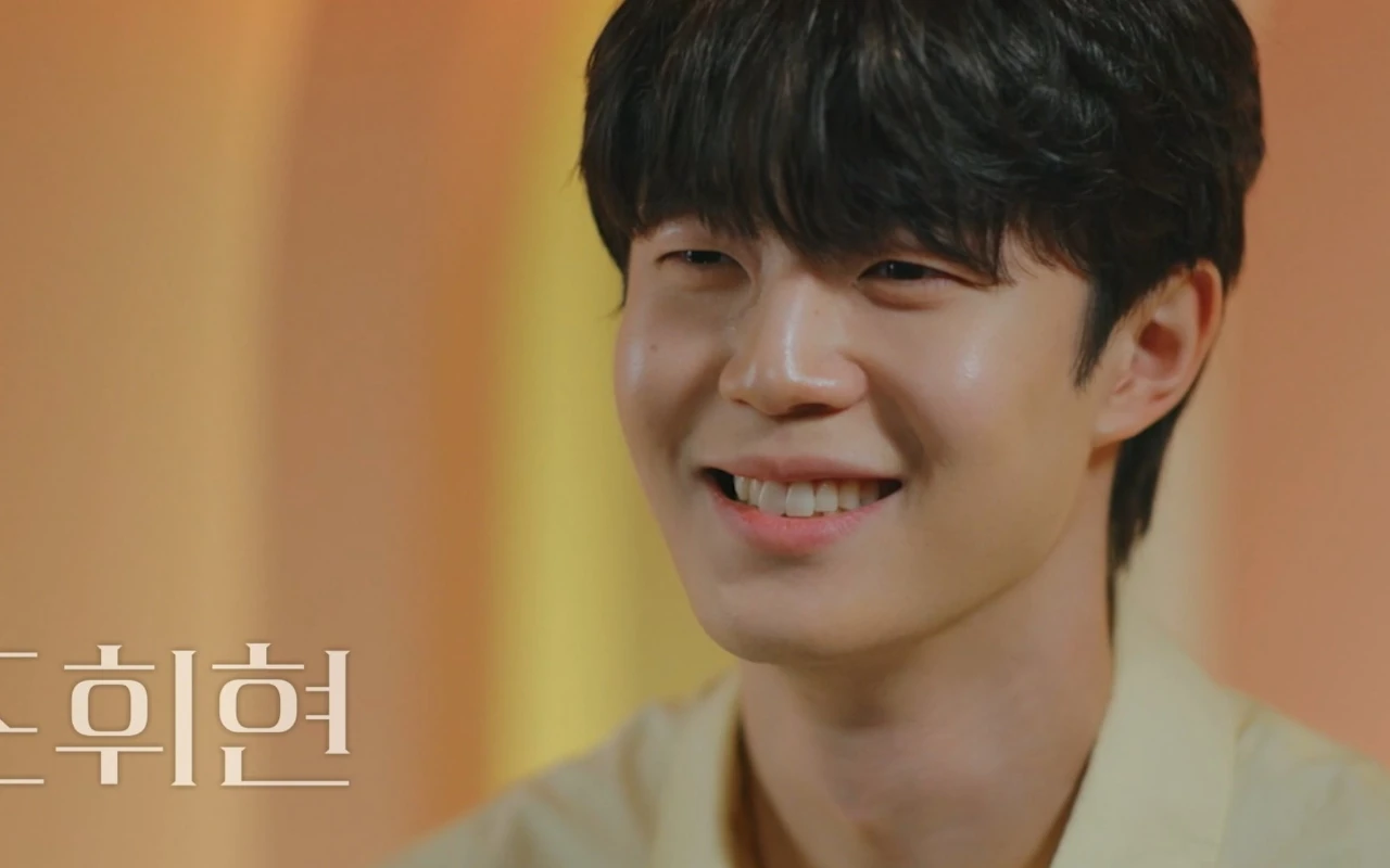 Kelakuan Cho Hwi Hyun Taruh Sedotan di Telinga saat Syuting 'EXchange 3 ...