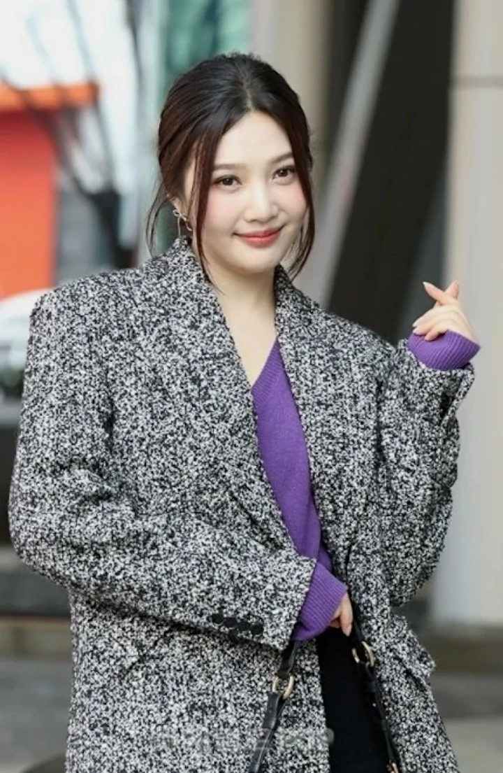 Visual Joy Red Velvet Disebut Berubah Mirip Moon Ga Young