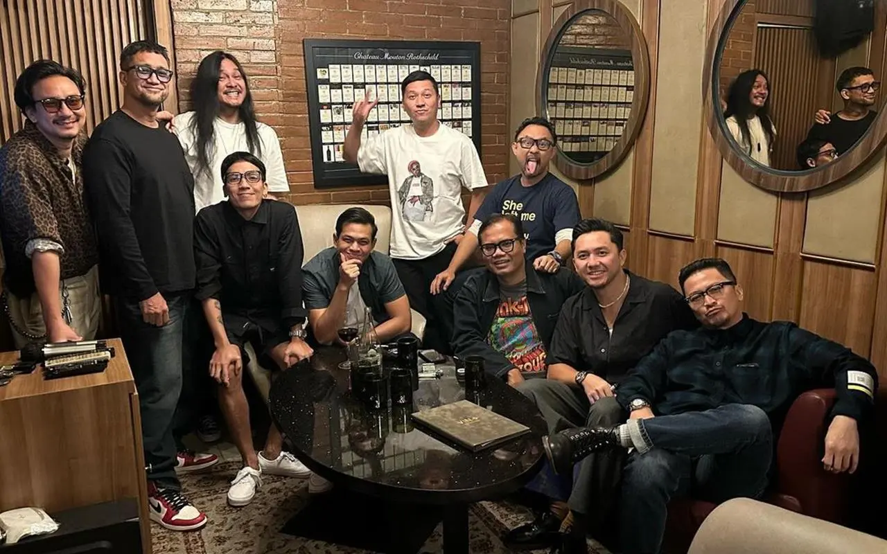 Obrolan Grup WhatsApp The Prediksi Bocor Saat Vincent Rompies Kena ...