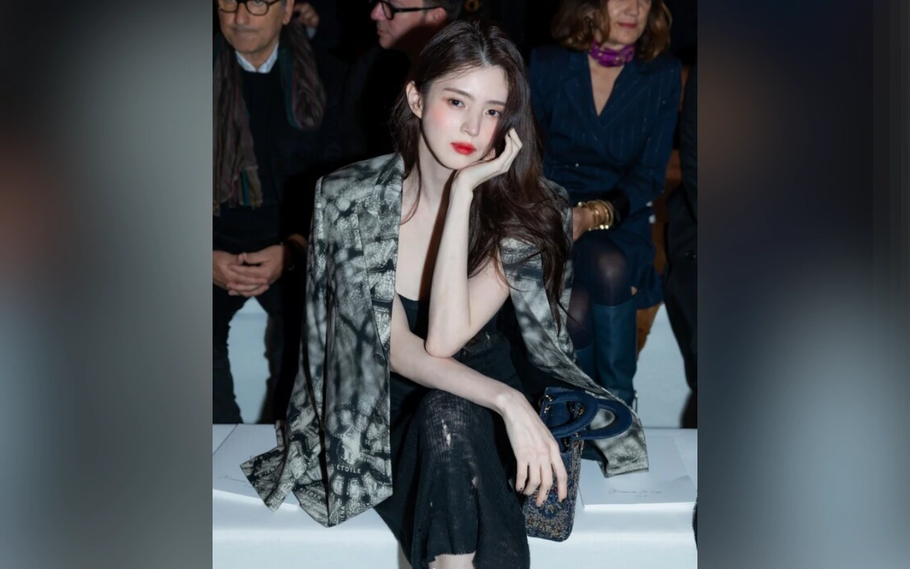 Han So Hee Bikin Jatuh Cinta dengan Gebrakan Barunya saat Party di Paris