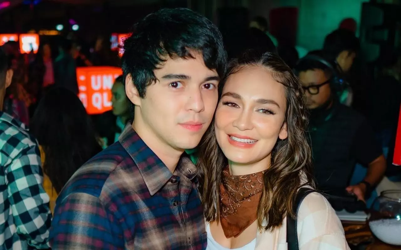 Attitude Maxime Pacar Luna Maya saat Dihadiahi Fans Bikin Melting