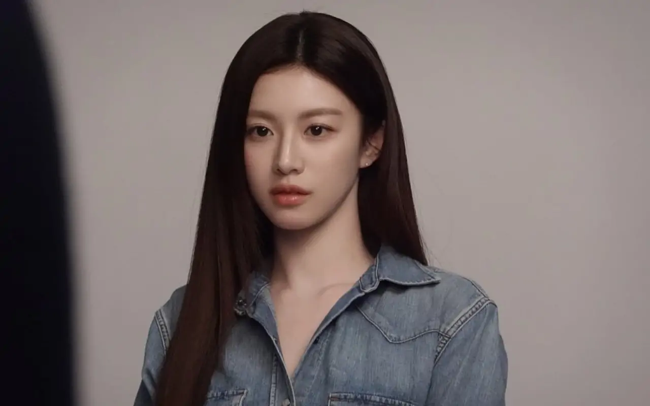 Drama Go Yoon Jung 'Resident Playbook' Terpaksa Mundur Tayang