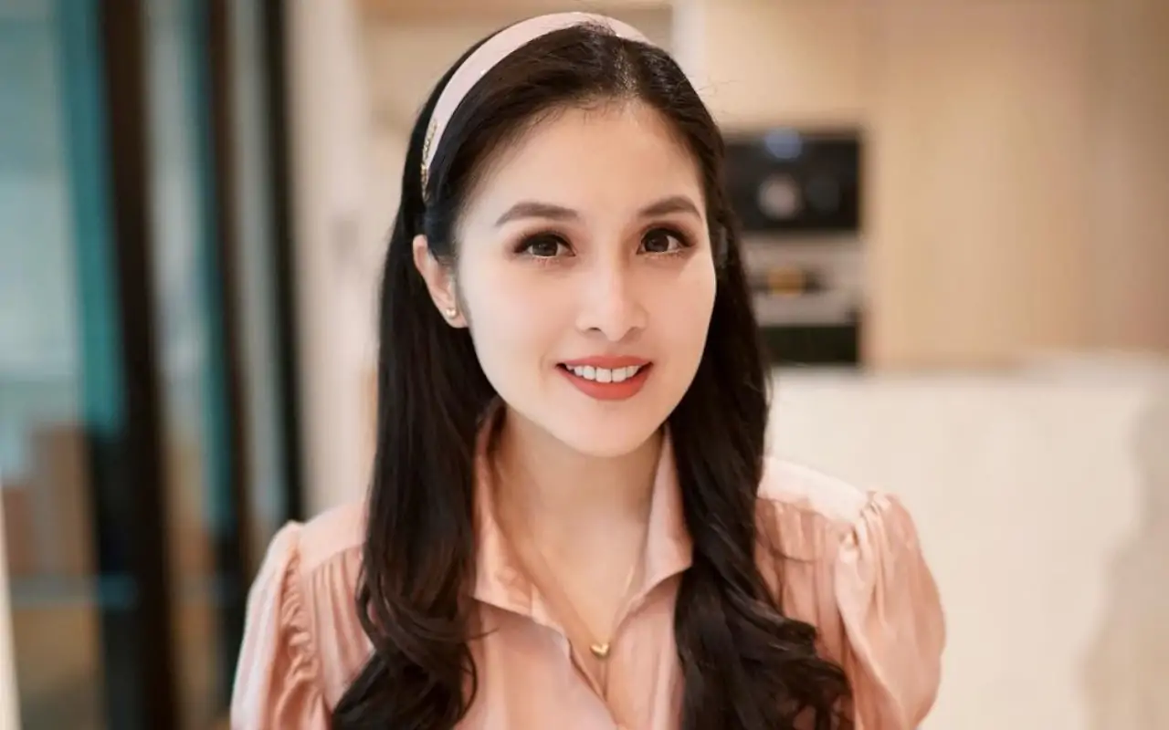 Sandra Dewi Digunjing soal Alasan Bawa Tas Gratisan saat Diperiksa Kejagung