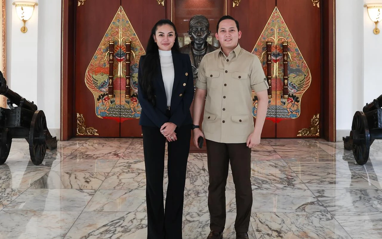 Nikita Mirzani Slay ala ABG Gen Z saat RI Diledek soal Ingin Bongkar ...