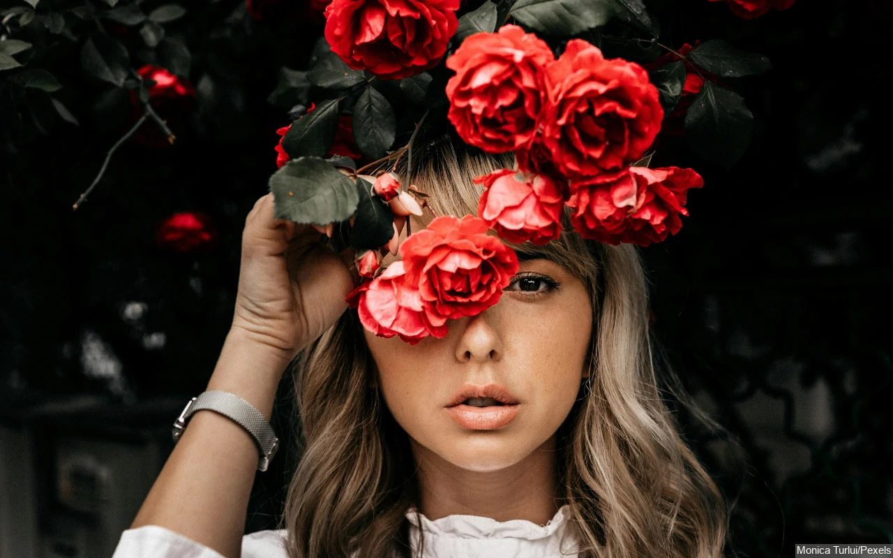 Fakta Menarik Tentang Arti Bunga Mawar dan Simbolismenya