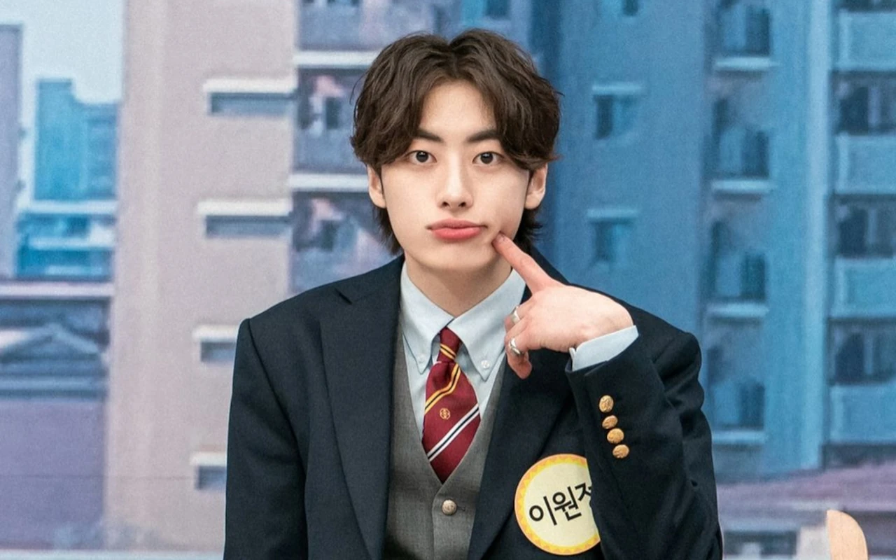 Lee Won Jung Aktor 'Hierarchy' Kuak Alasan Tolak Tawaran Gabung HYBE