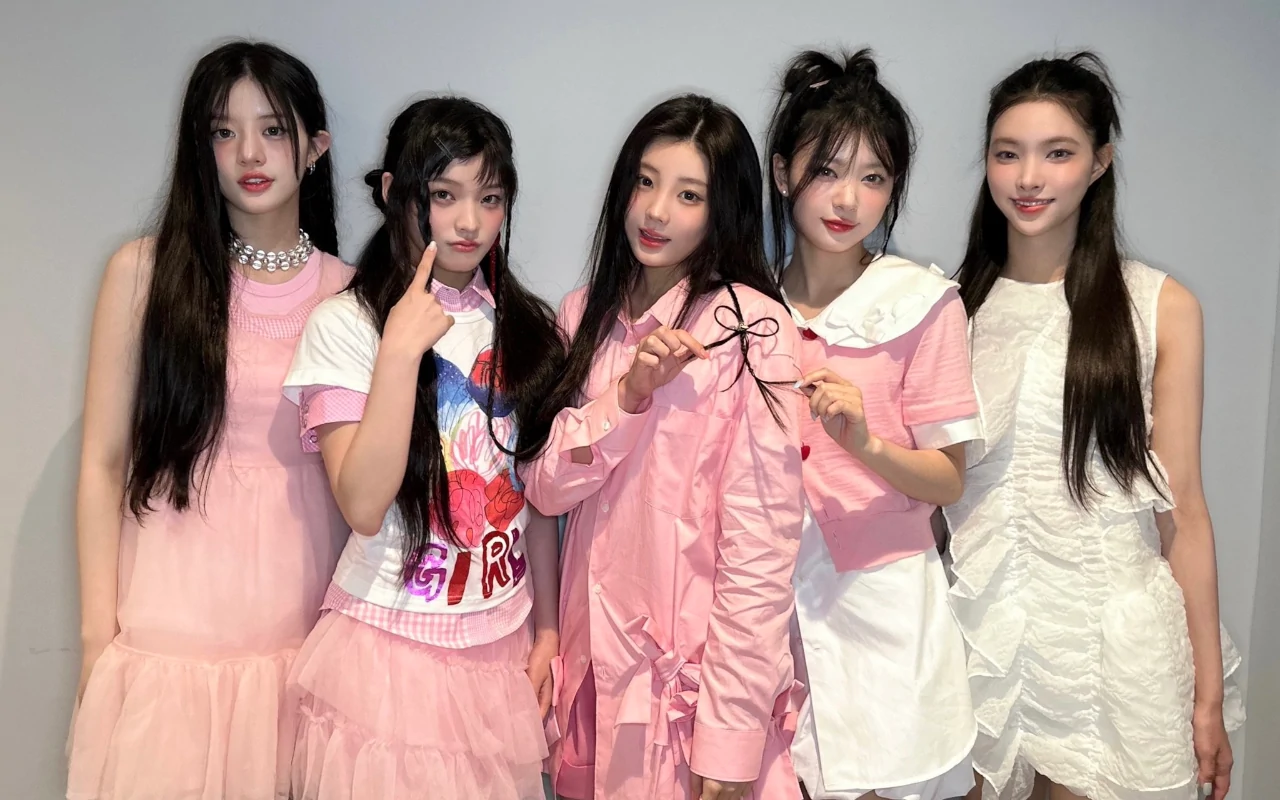 Klaim Agensi ILLIT Soal Styling Para Member Dihantam Kritik Fashion Insider