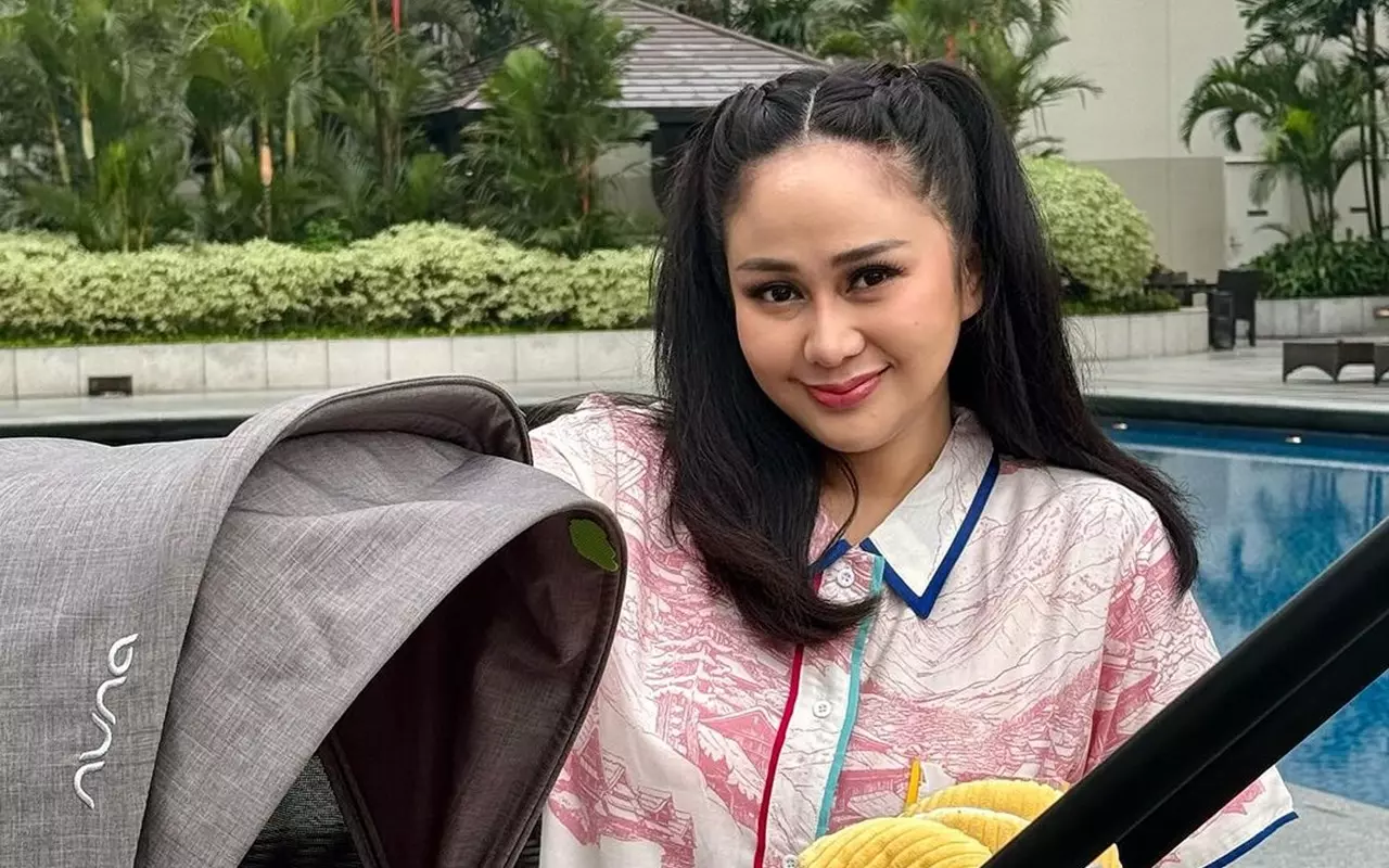 Netizen Syok Tahu Agama Denise Chariesta yang Asli