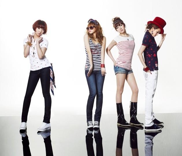 Gambar Foto Photoshoot 2NE1 untuk Kepentingan Promo - Foto 2 dari 33