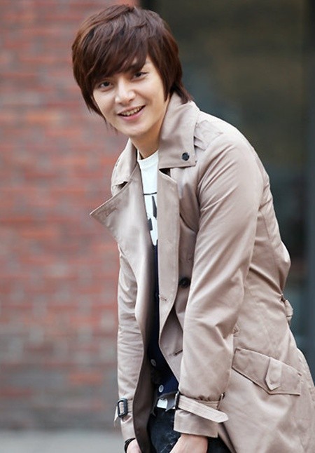 Gambar Foto Kim Joon Sebagai Song Woo Bin di Boys Over Flowers - Foto 2 ...