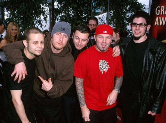Gambar Foto Limp Bizkit, Band Rock Terkenal dari Amerika - Foto 2 dari 10