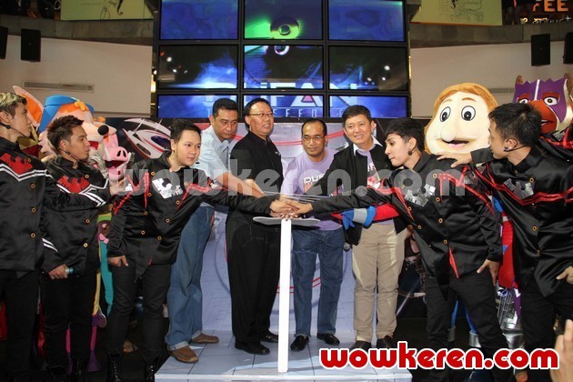 Gambar Foto XO-IX di Jumpa Pers Film Animasi 3D 'Dufan Defender' - Foto ...