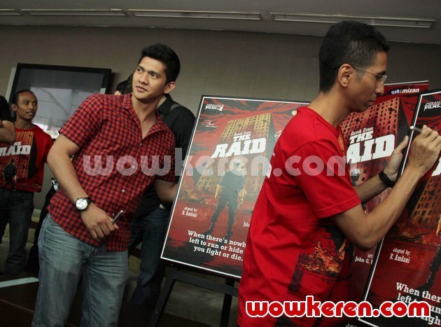 Gambar Foto Iko Uwais di Konferensi Pers Perilisan Komik 'The Raid' - Foto 2 dari 22