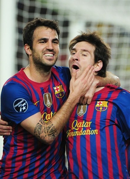 Gambar Foto Cesc Fabregas dan Lionel Messi Merayakan Kemenangan di UEFA ...