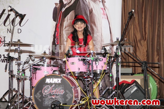 Gambar Foto Alsa, Additional Drummer Setia Band - Foto 2 dari 134
