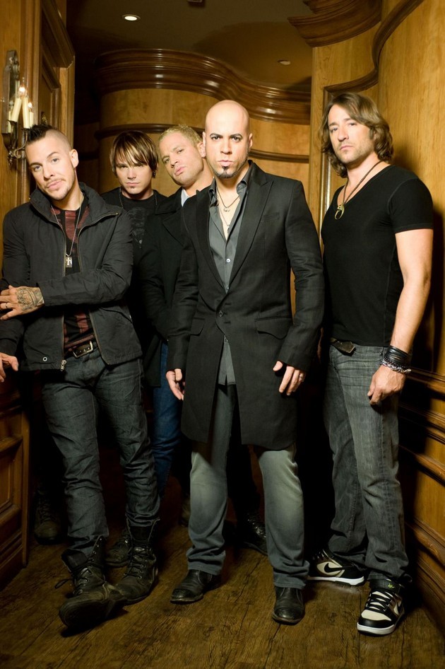 Gambar Foto Chris Daughtry dan Band di Sesi Photo 'Leave This Town ...