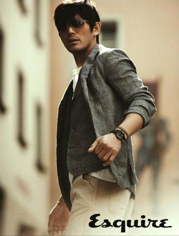 Gambar Foto Oh Ji Ho di Majalah MR Style - Foto 2 dari 20
