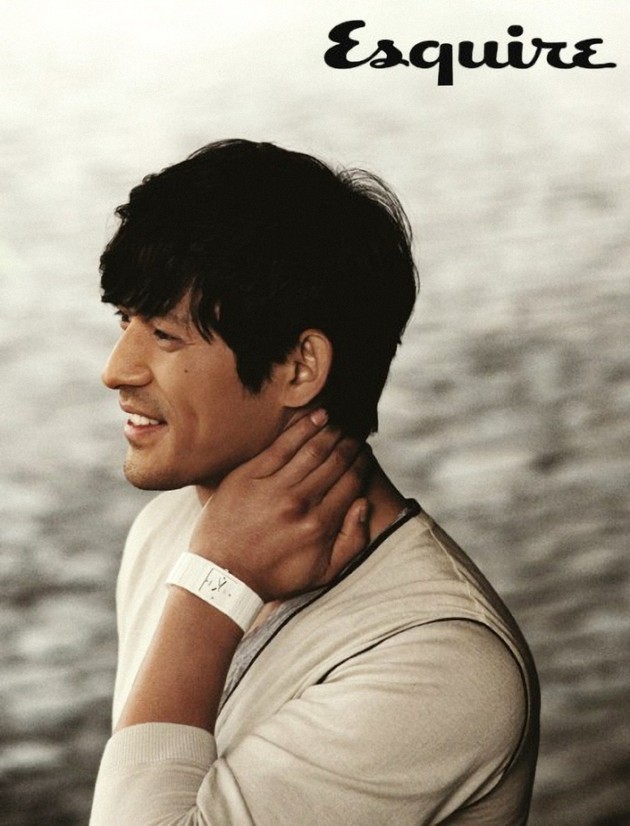 Gambar Foto Oh Ji Ho di Majalah MR Style - Foto 2 dari 20