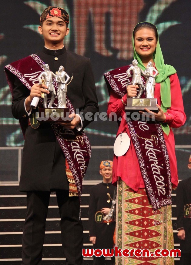 Gambar Foto Abang None Jakarta 2012 Berfoto Bersama Gubernur DKI ...