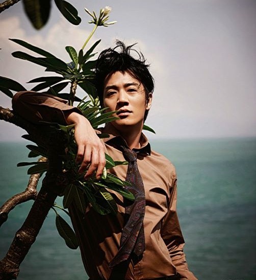 Gambar Foto Kim Rae Won Berpose Untuk Majalah Harper's Bazaar - Foto 2 ...