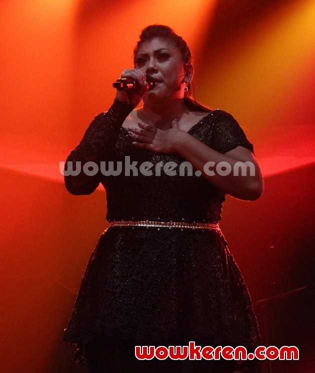 Gambar Foto Aksi Prattyoda di Konser David Cook - Foto 2 dari 124