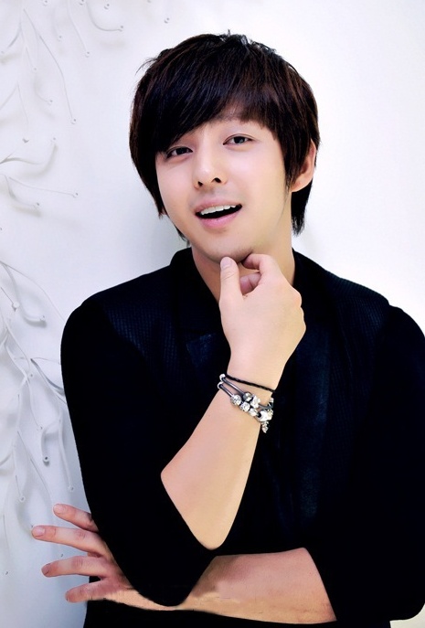 Kim Kibum: Berita, Foto, Video, Lirik Lagu, Profil & Bio | Halaman ...