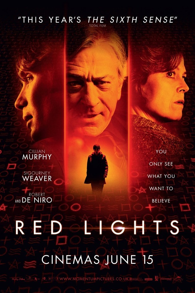Gambar Foto Poster 'Red Lights' - Foto 2 dari 16