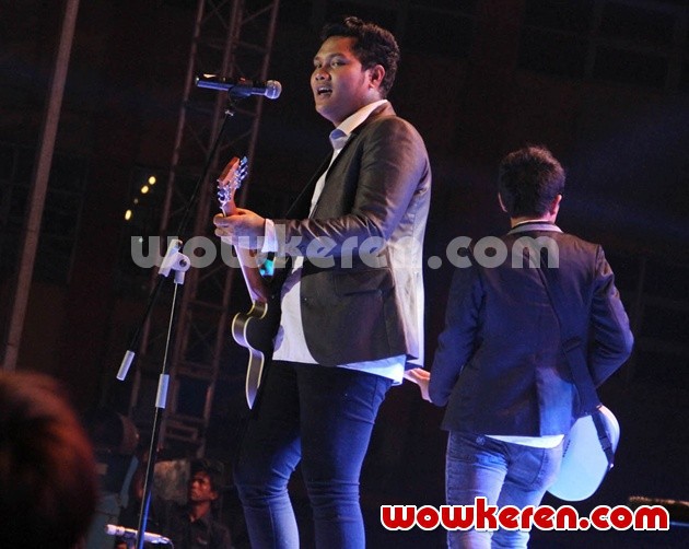 Gambar Foto Penampilan Last Child di Inbox Awards SCTV 2012 - Foto 2 ...