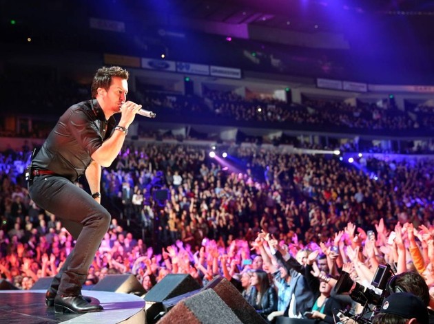 Gambar Foto Penampilan Luke Bryan di Grammys Nominations Concert 2013 ... Gambar Foto Penampilan Luke Bryan di Grammys Nominations Concert 2013 ...