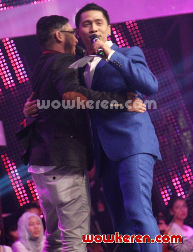 Gambar Foto Pasha Ungu dan Adi Nugroho di Acara 'AFI 2013' - Foto 2 ...