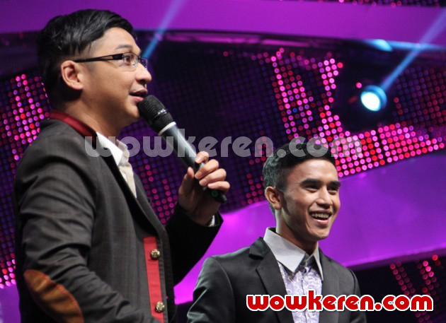 Gambar Foto Pasha Ungu Saat Tampil di Acara 'AFI 2013' - Foto 2 dari 127