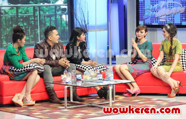 Gambar Foto Acara 'Buka-Bukaan' - Foto 2 dari 54