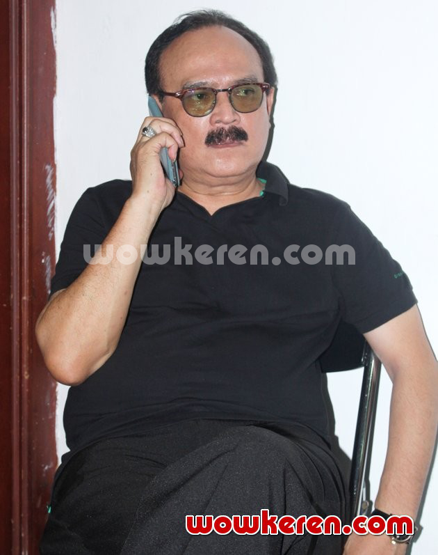 Gambar Foto Jay Subiakto dan Eros Djarot Saat Jumpa Pers Konser '40 ...