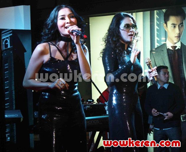 Gambar Foto Duo Maia Tampil di Acara 'Grand Final Stand Up Comedy ...