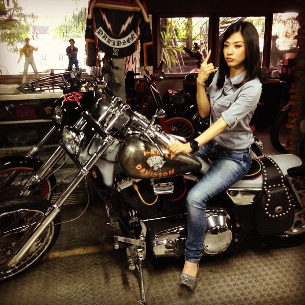 Gambar Foto Franda Nervous Saat Pertama Kali Jadi VJ - Foto 2 dari 52