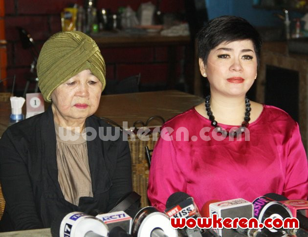 Gambar Foto Prosesi Dewinta Bahar Berganti Nama Menjadi Dewinta - Foto ...