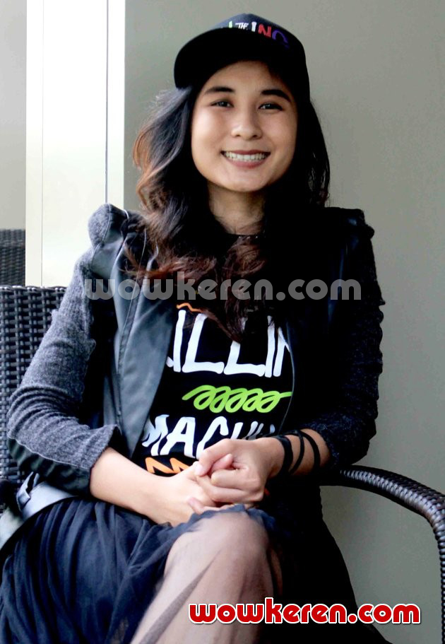 Gambar Foto Oly Winner di Jumpa Pers Film '3600 Detik' - Foto 2 dari 8