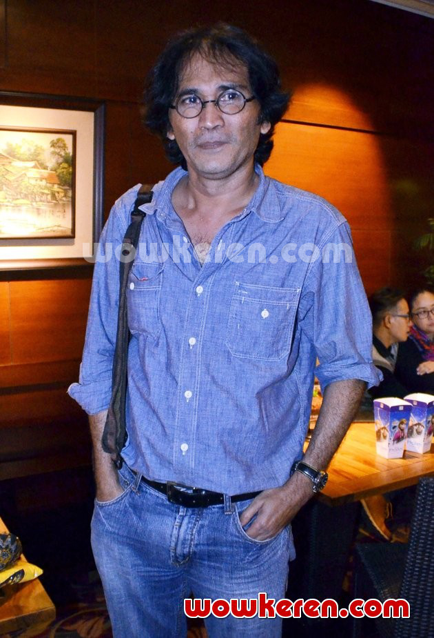 Gambar Foto Alex Komang Saat Ditemui di Djakarta Theater, Jakarta ...