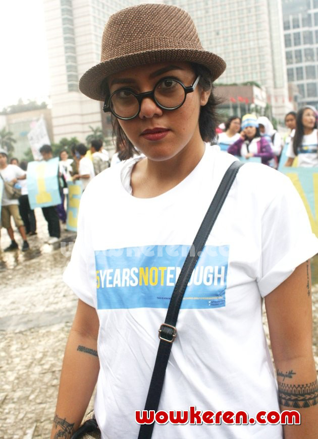 Gambar Foto Cinta Ramlan Saat Aksi Solidaritas Mengecam Kekerasan ...