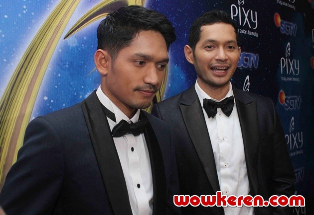 Foto Evan Sanders Red Carpet, Liburan, Keluarga dan Pasangan, Sosmed ...