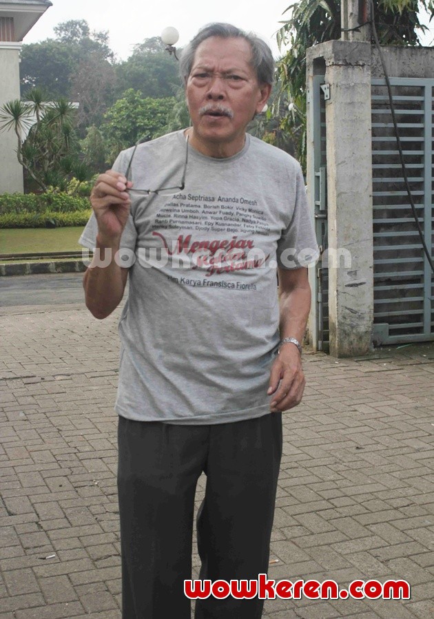 Gambar Foto Henky Solaiman di Syukuran Film 'Mengejar Malam Pertama ...