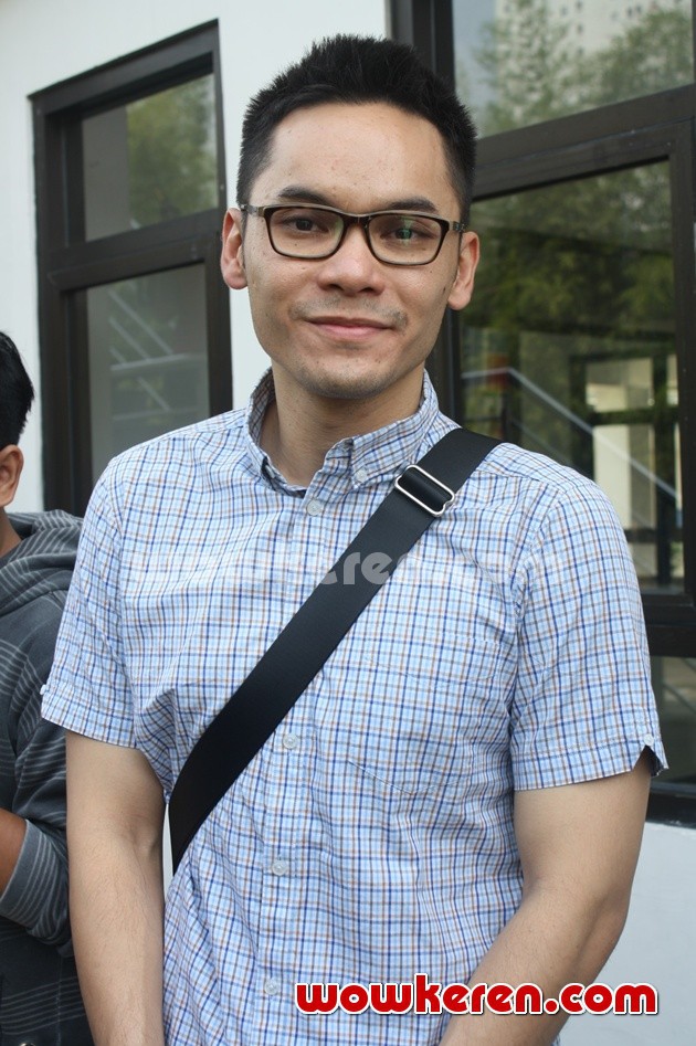 Gambar Foto Ben Kasyafani Ditemui di Lanjutan Sidang Perceraian - Foto ...