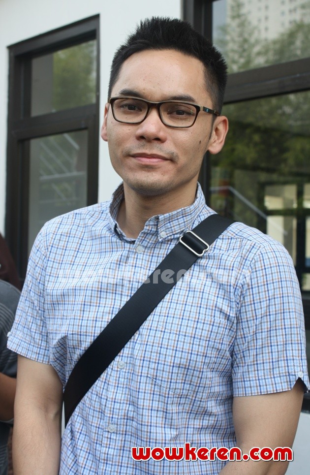 Gambar Foto Ben Kasyafani Ditemui di Lanjutan Sidang Perceraian - Foto ...