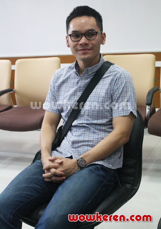 Gambar Foto Ben Kasyafani Ditemui Saat Sidang Lanjutan - Foto 2 dari 67